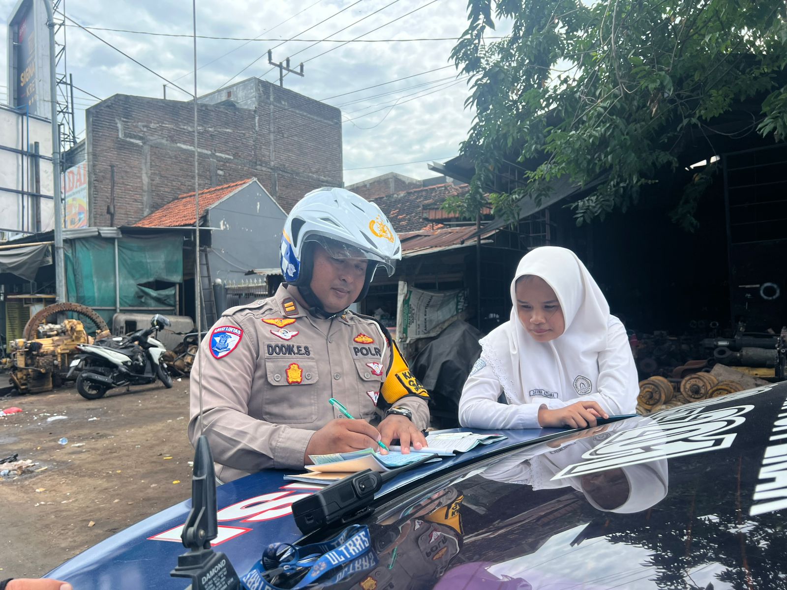 Ops Keselamatan Semeru 2025: Satlantas Polres Pelabuhan Tanjung Perak Tindak 115 Pelanggar di ...